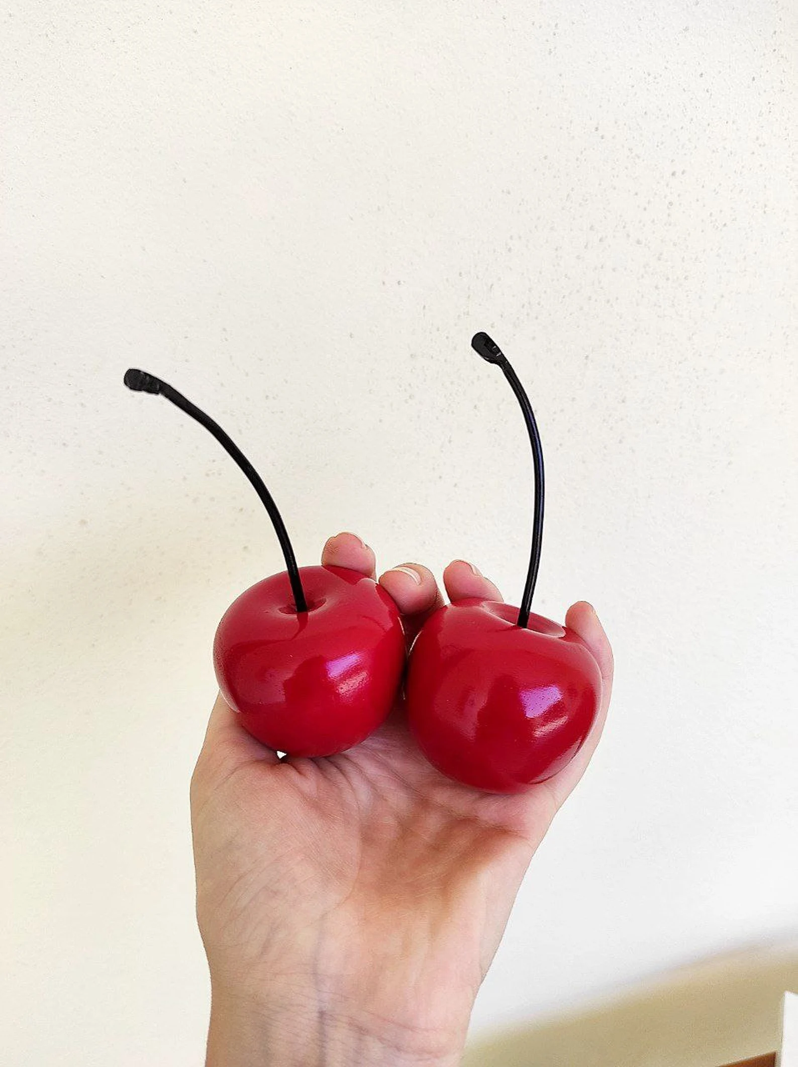 13 Best Cherry Room Decors for Get for Your Living Space - atinydreamer